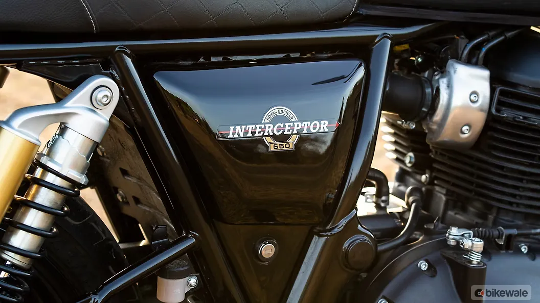 Royal Enfield Interceptor 650 Tool Kit Compartment Image – BikeWale