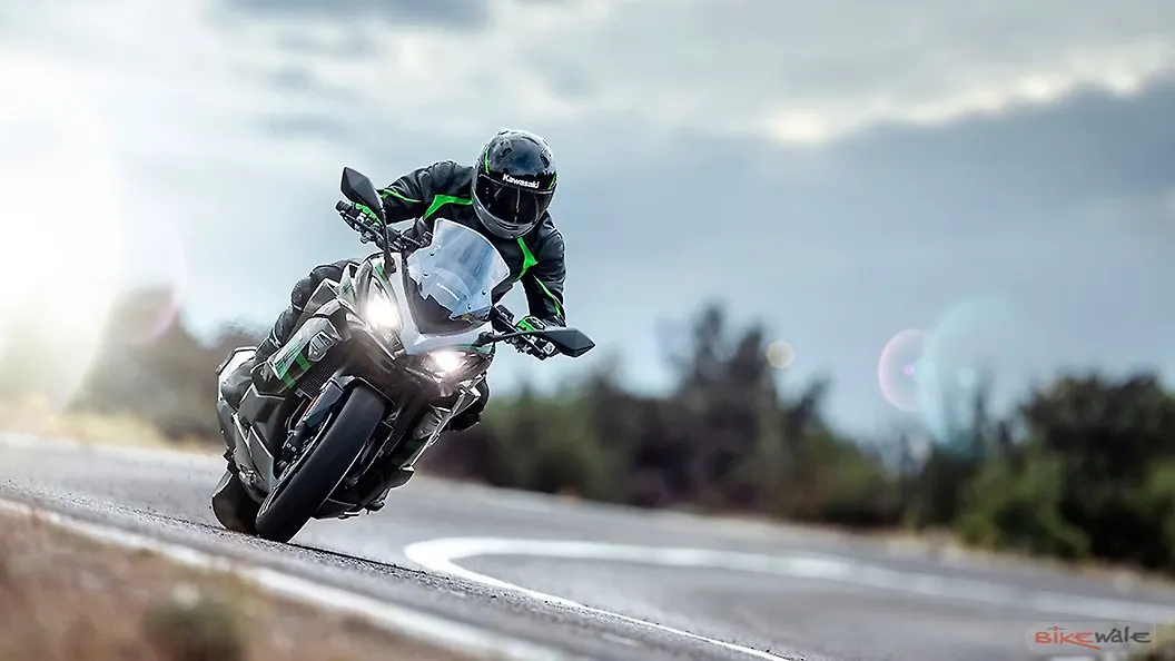 Kawasaki Ninja 1000 [2020-2021] Action Image – BikeWale
