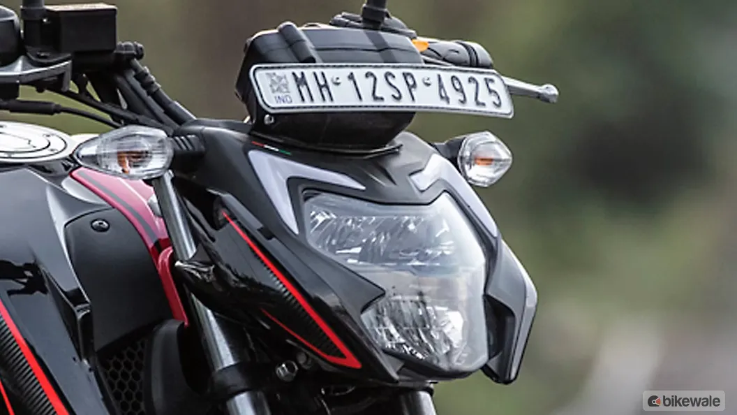 TVS Apache RTR 200 4V Front Turn Indicators Image – BikeWale