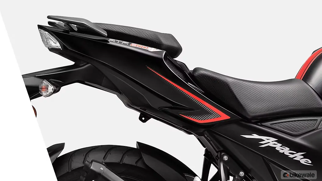 TVS Apache RTR 200 4V Rear Seat Space Image – BikeWale