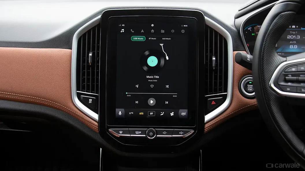 Hector Plus Infotainment System Image, Hector Plus Photos in India ...