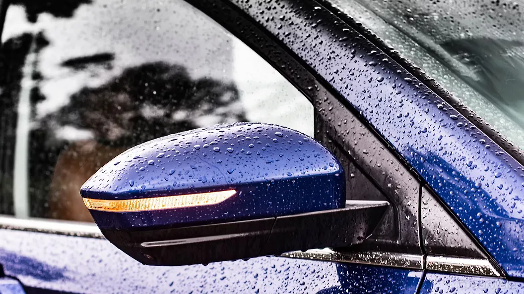 Hector Plus Outer Rear View Mirror ORVM Controls Image, Hector Plus ...