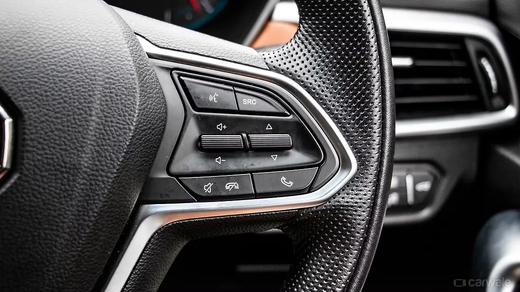 Hector Plus [2020-2023] Steering Mounted Controls Image, Hector Plus ...