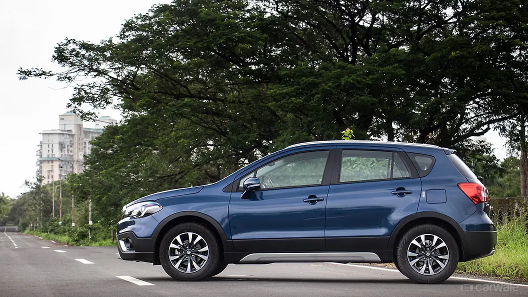 S-Cross Left Side View Image, S-Cross Photos in India - CarWale