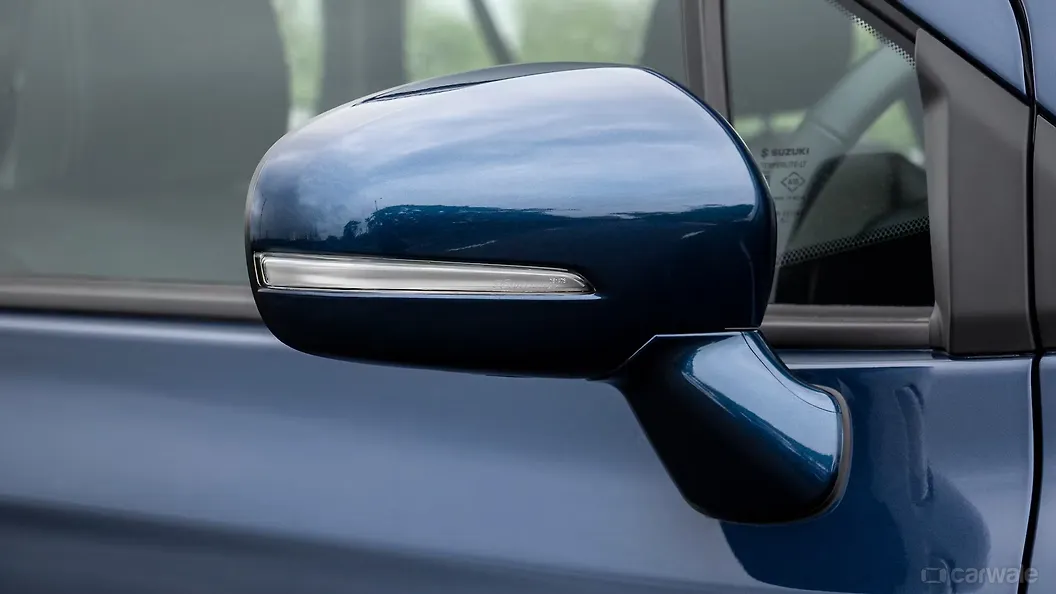 S-Cross Outer Rear View Mirror ORVM Controls Image, S-Cross Photos in ...