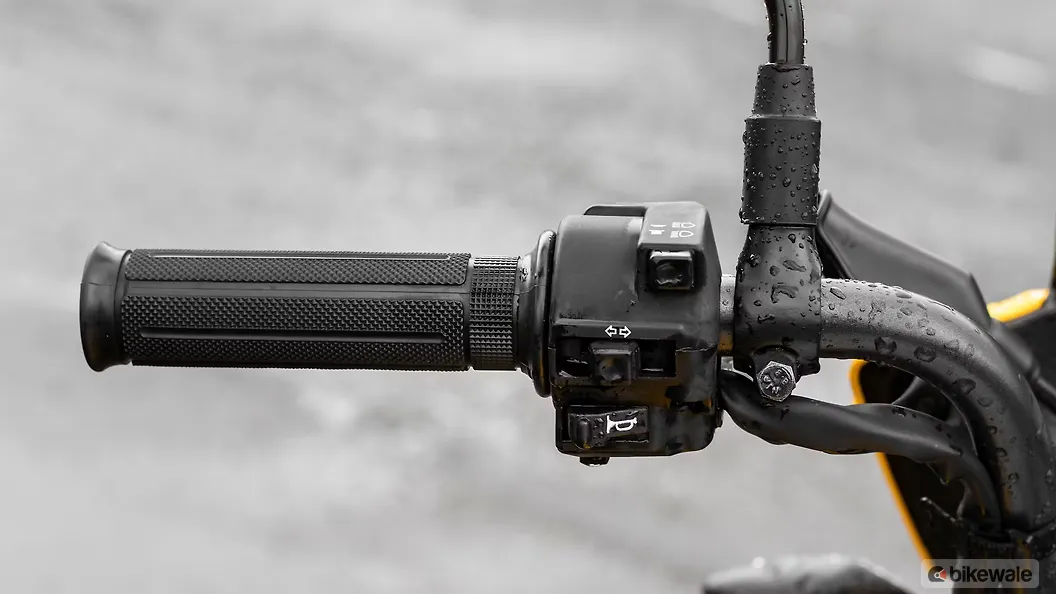 Hero Passion Pro Handlebar Image – BikeWale