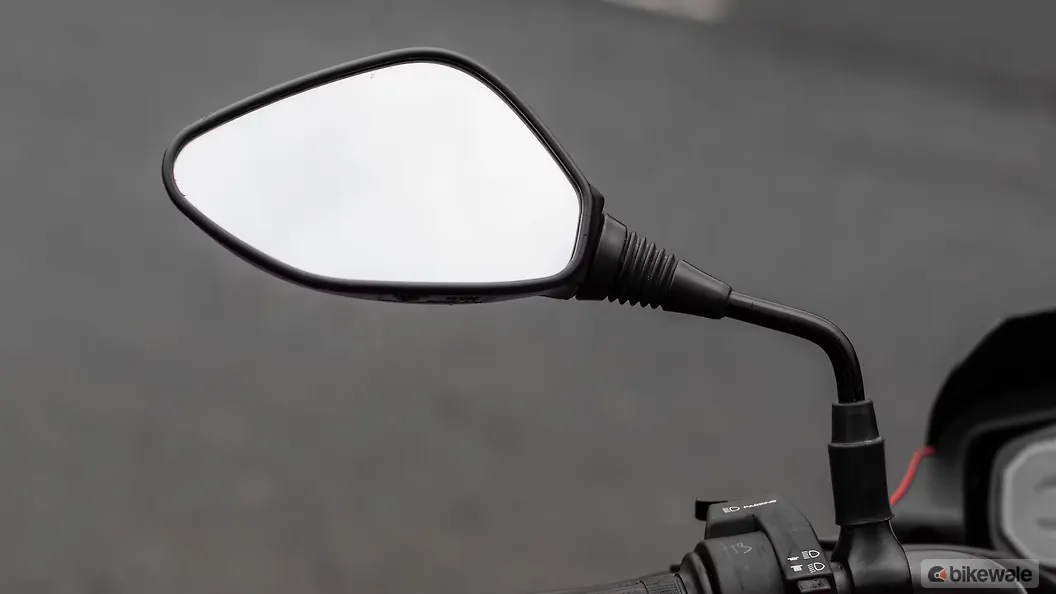 Hero Glamour Rear View Mirror LHS Image – BikeWale