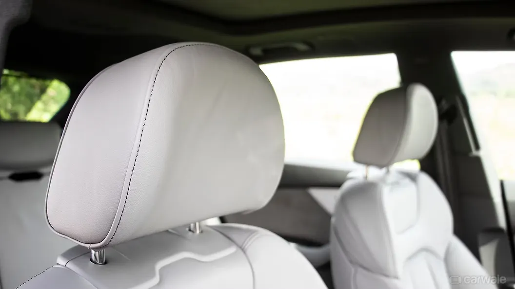 Q8 Front Seat Headrest Image, Q8 Photos in India - CarWale