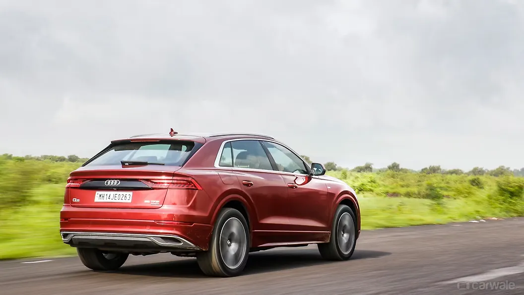 Q8 Right Rear Three Quarter Image, Q8 Photos in India - CarWale