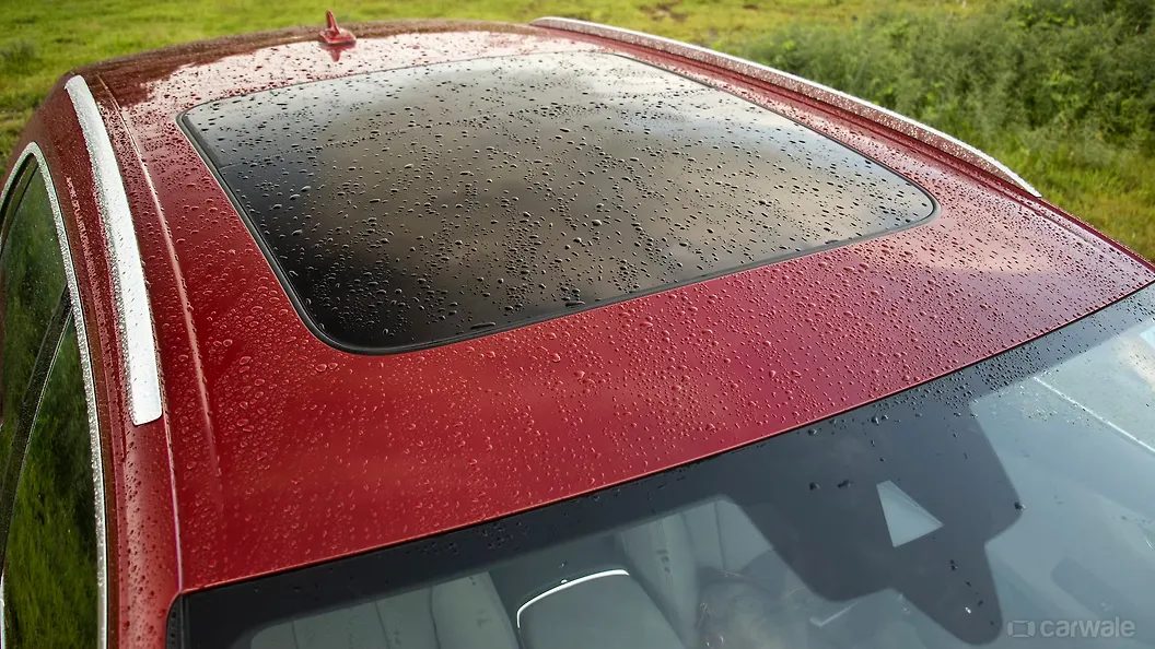 Q8 Sunroof/Moonroof Image, Q8 Photos in India - CarWale