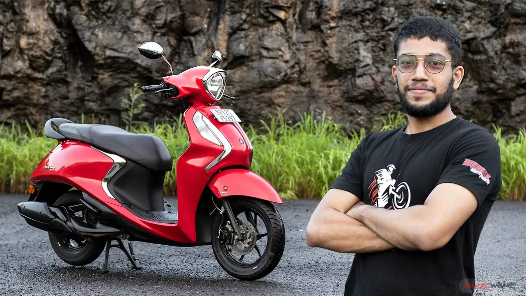 Yamaha Fascino 125 Right Rear Three Quarter Image – BikeWale