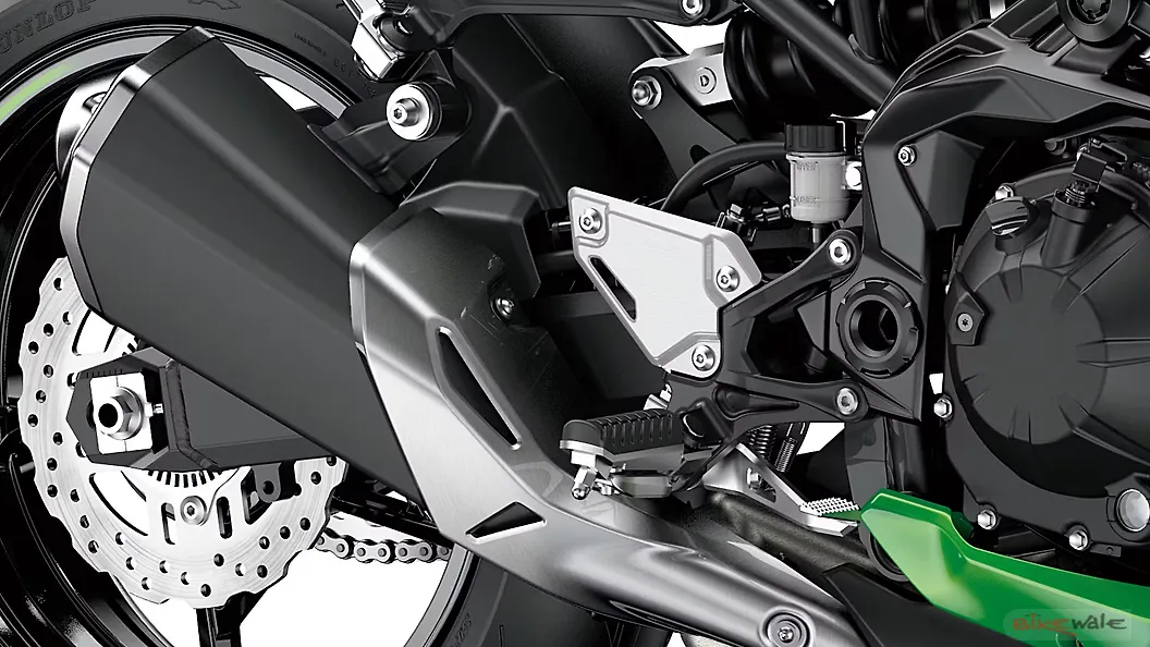 Kawasaki Z900 [2020-2021] Front Forks Image – BikeWale