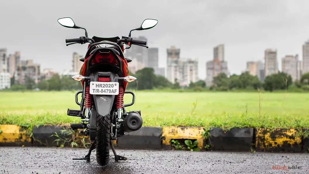 Hero Glamour Rear View Image – BikeWale