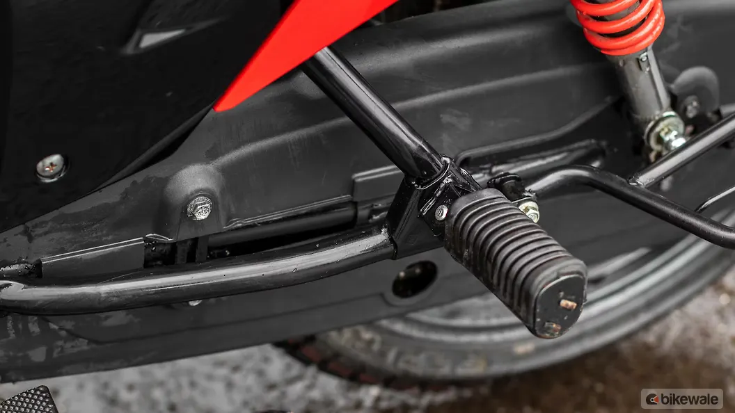 Hero Glamour Rear FootPeg Image – BikeWale