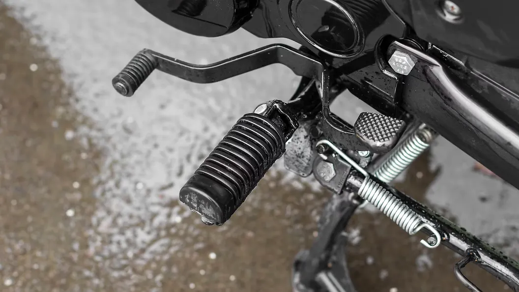 Hero Passion Pro Front Footpeg Image – BikeWale