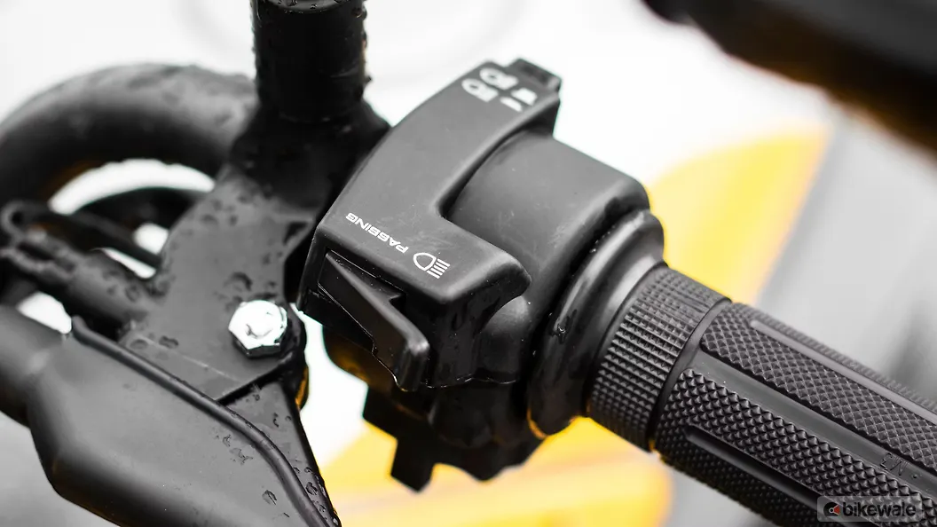 Hero Passion Pro High-Beam Flasher Image – BikeWale