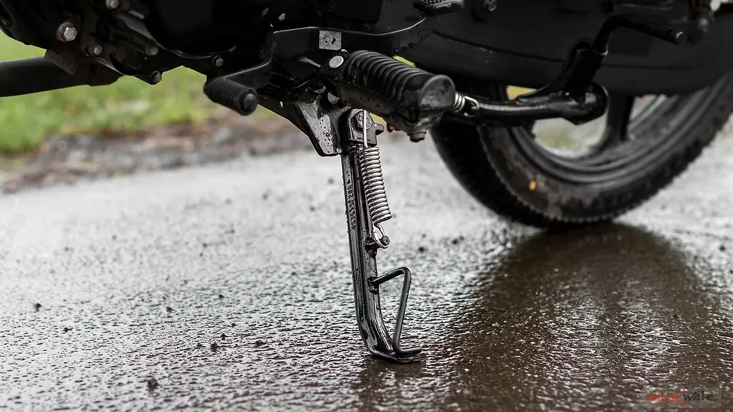 Hero Passion Pro Seat Remove/Fix Lock Image – BikeWale