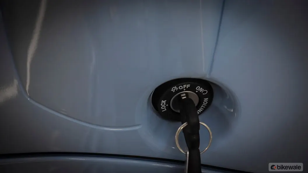 Vespa SXL 150 Ignition Key Image – BikeWale