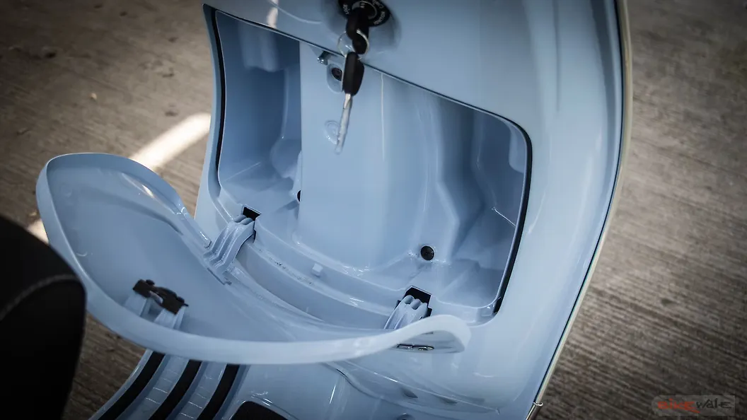 Vespa SXL 150 Underseat Storage Image – BikeWale