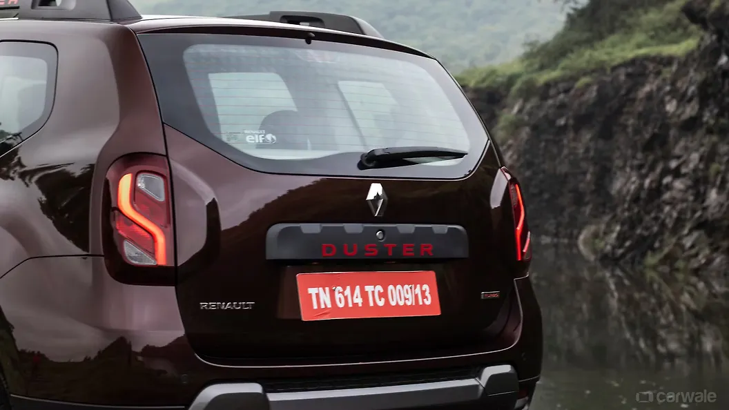 Duster Rear View Image, Duster Photos in India - CarWale