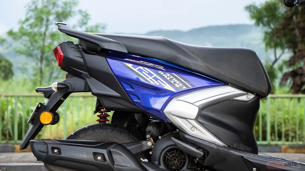 Yamaha Ray ZR 125 Right Rear Three Quarter Image – BikeWale