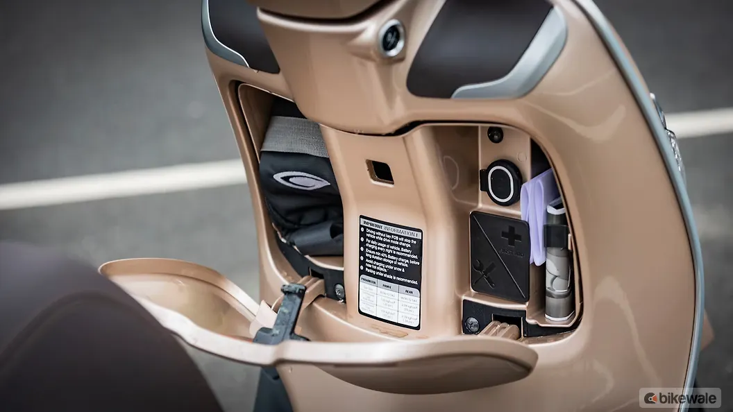 Bajaj Chetak Front Storage Compartment Image – BikeWale