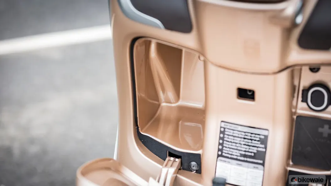Bajaj Chetak [2020-2024] Front Glove Box Image – BikeWale