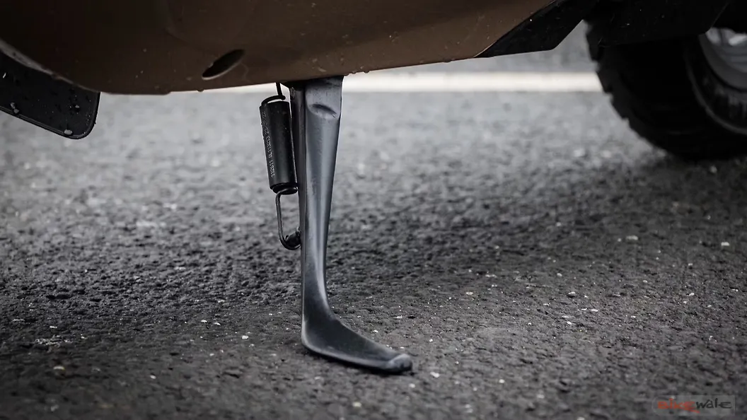 Bajaj Chetak Underseat Heavy Luggage Hook Image – BikeWale
