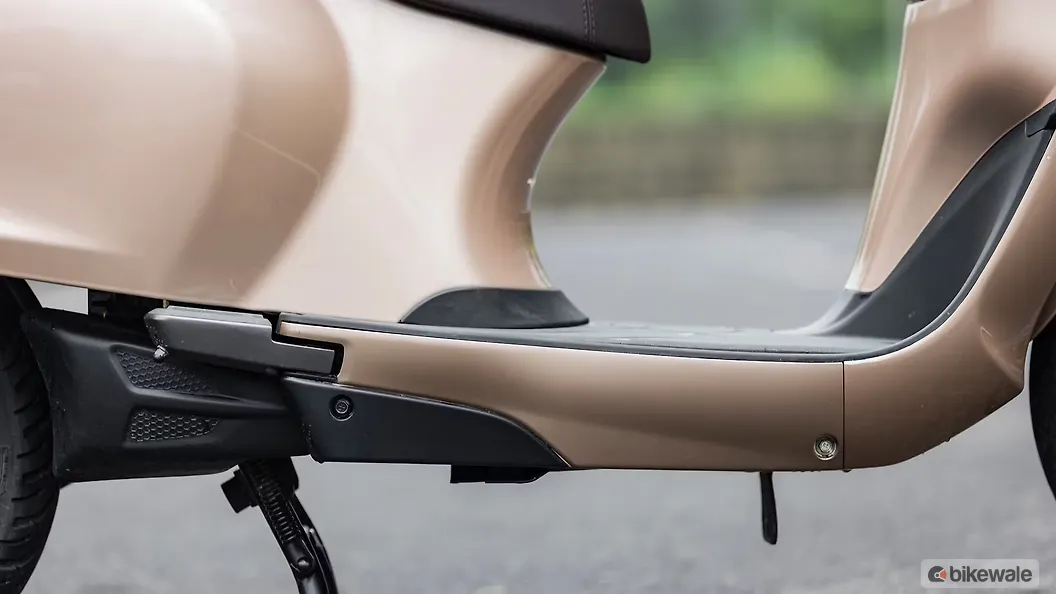 Bajaj Chetak [2024] Under Cover Panel Image – BikeWale