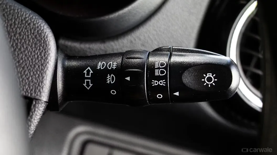 Thar Headlight Stalk Image, Thar Photos in India - CarWale