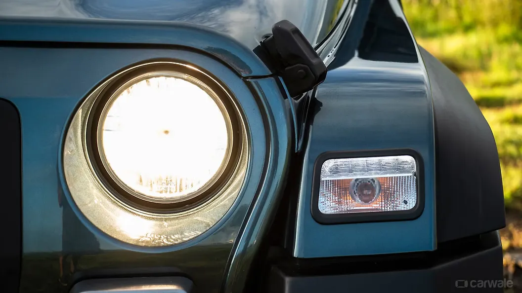 Thar Headlight Image, Thar Photos in India - CarWale