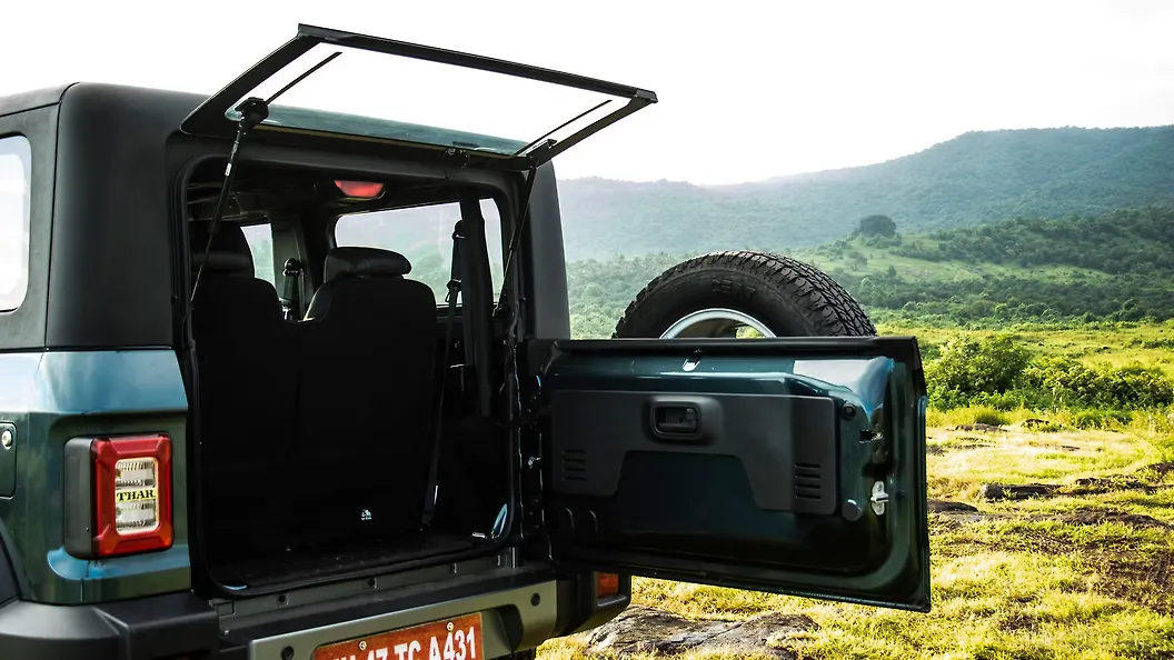 Thar Rear Door Handle Image, Thar Photos in India - CarWale