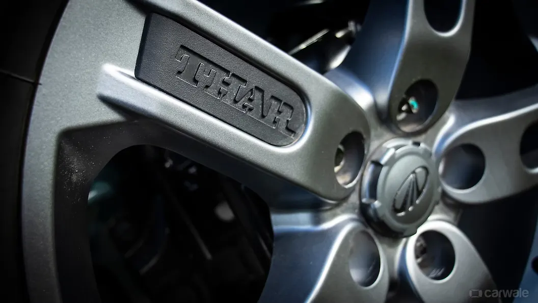 Thar Wheel Image, Thar Photos in India - CarWale