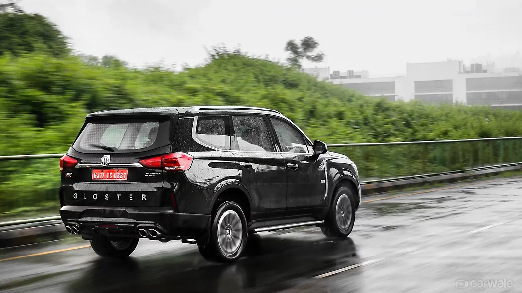 Gloster Right Side View Image, Gloster Photos in India - CarWale