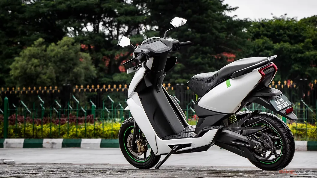 Ather 450 Right Side View Image – BikeWale