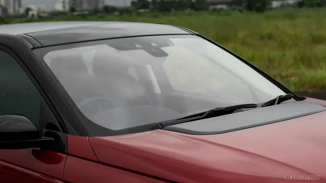 Discovery Sport Front Windshield/Windscreen Image, Discovery Sport ...