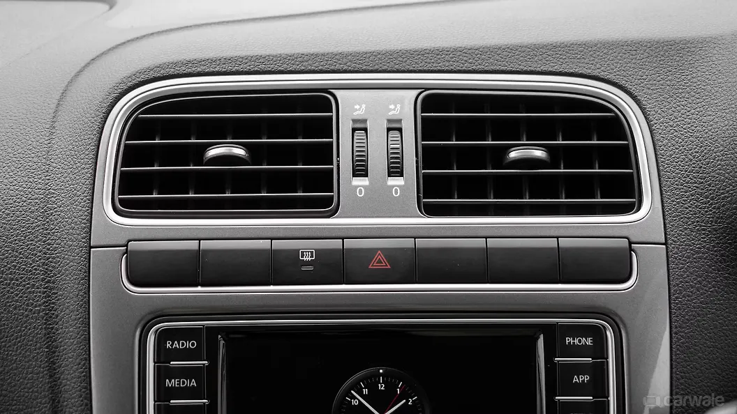 Vento Front Centre Air Vents Image, Vento Photos in India - CarWale