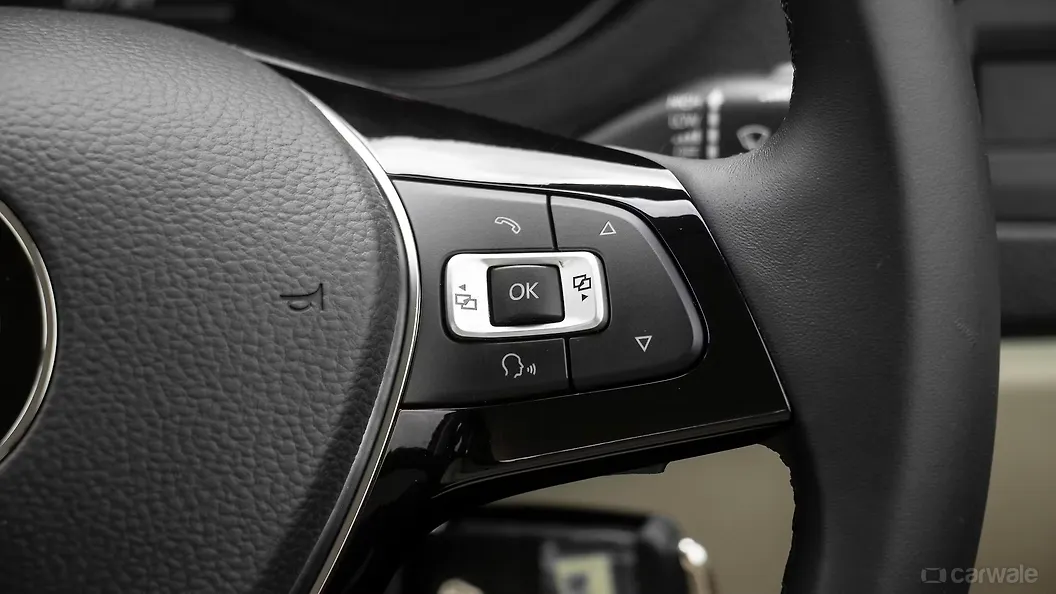 Vento Right Steering Mounted Controls Image, Vento Photos in India ...