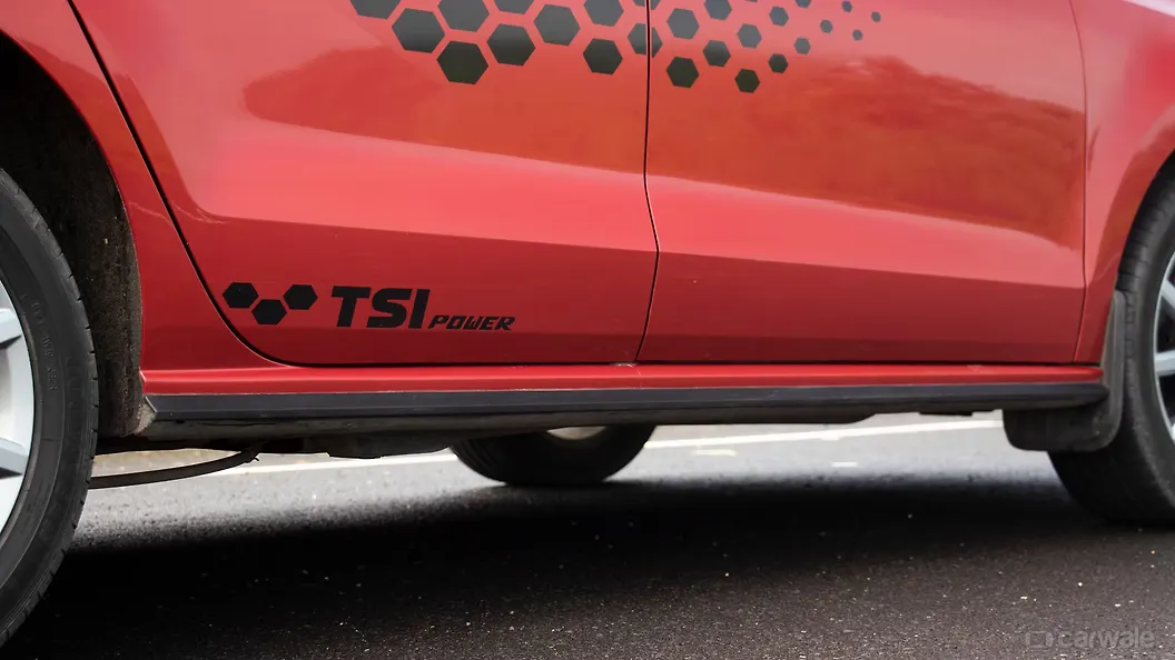 Vento Side Badge Image, Vento Photos in India - CarWale