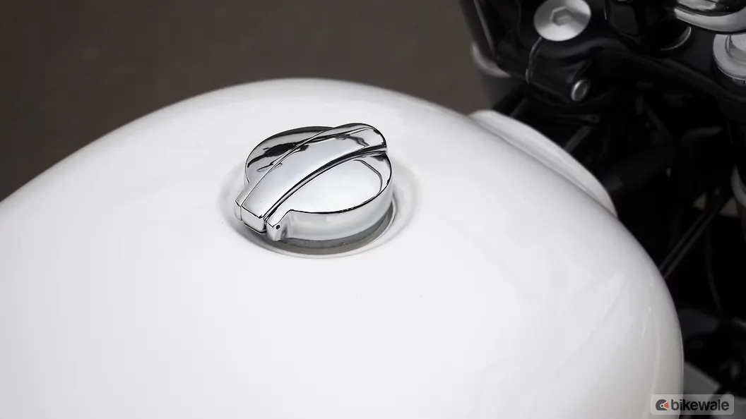 Royal Enfield Interceptor 650 Fuel Tank Image – BikeWale