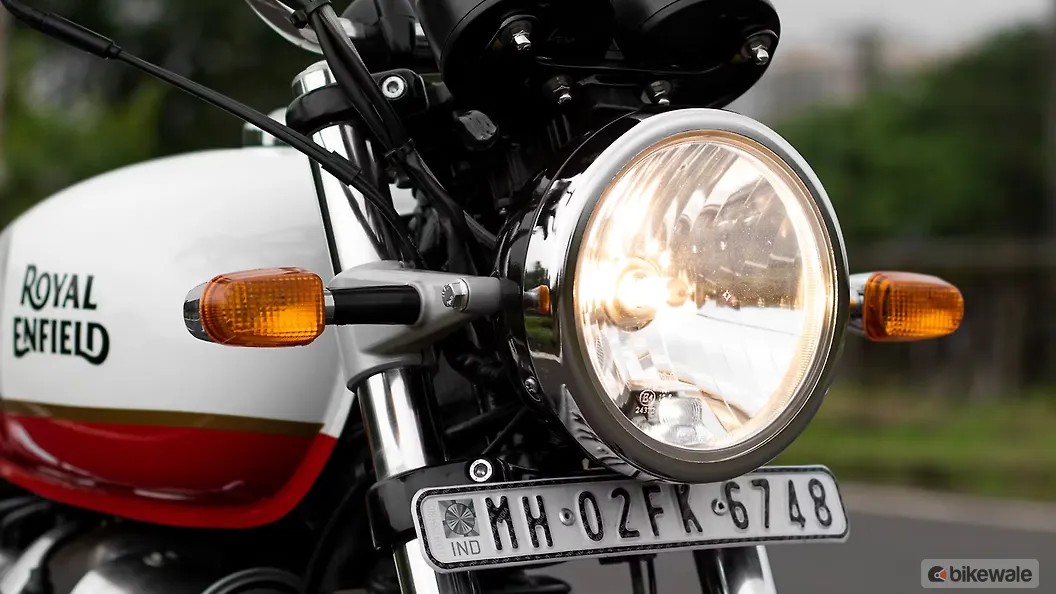 Royal Enfield Interceptor 650 Main Stand Image – BikeWale