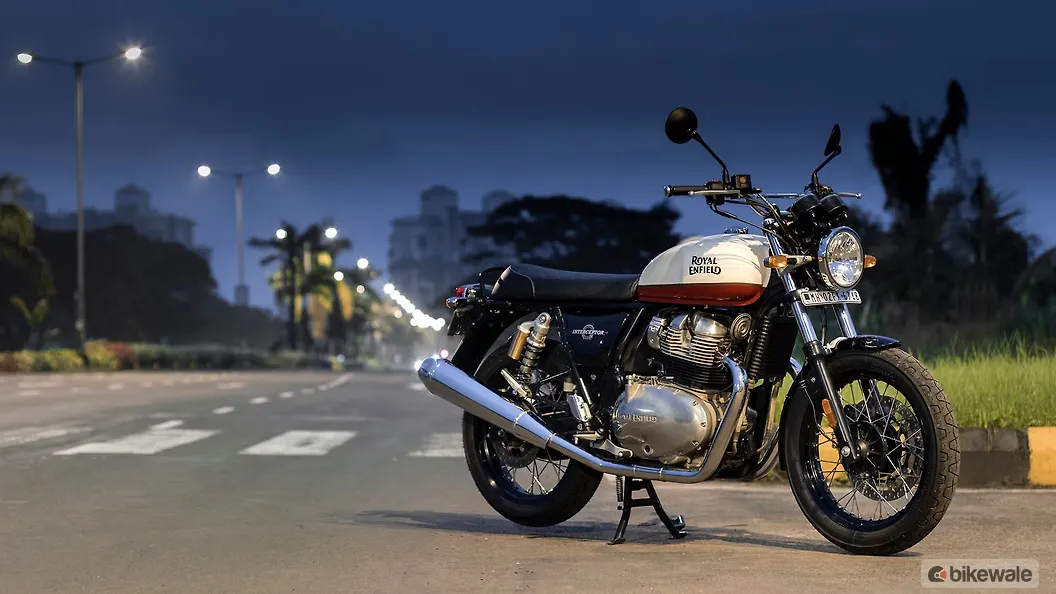 Royal Enfield Interceptor 650 Right Front Three Quarter Image – BikeWale