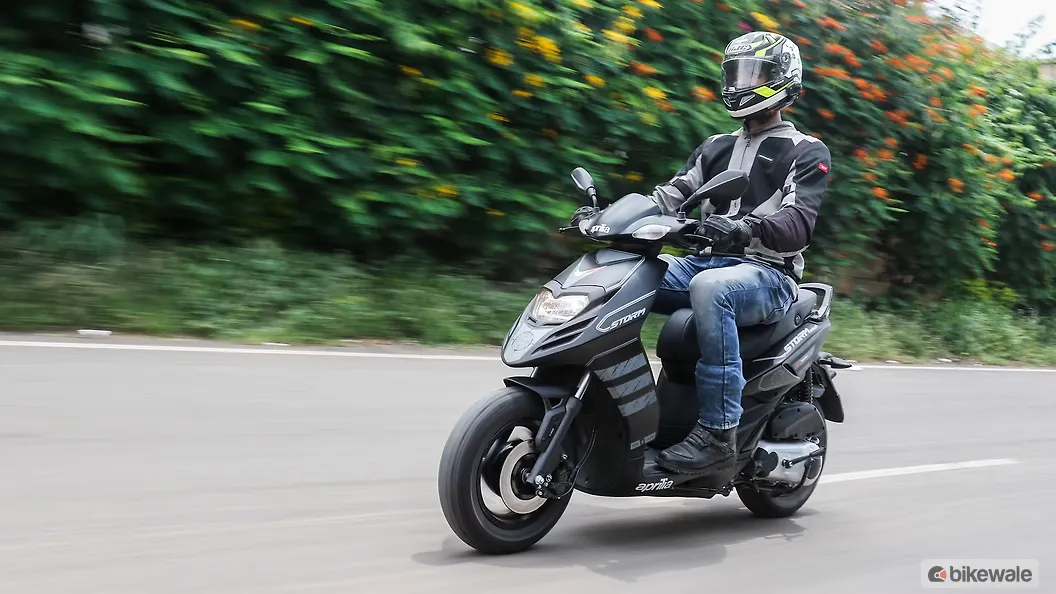 Aprilia Storm 125 Front View Image – BikeWale