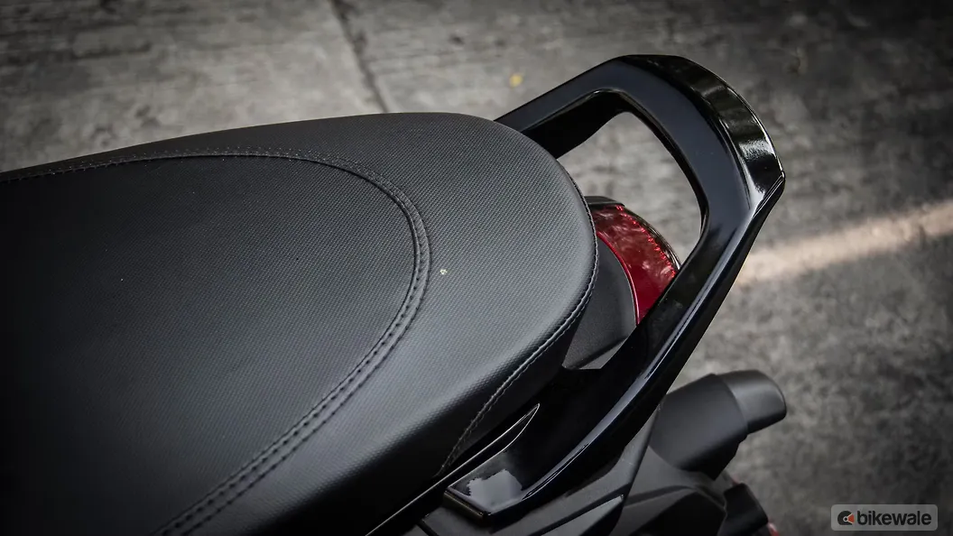 Aprilia Storm 125 Seat Image – BikeWale