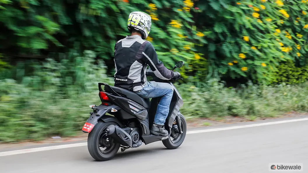 Aprilia Storm 125 Right Rear Three Quarter Image – BikeWale