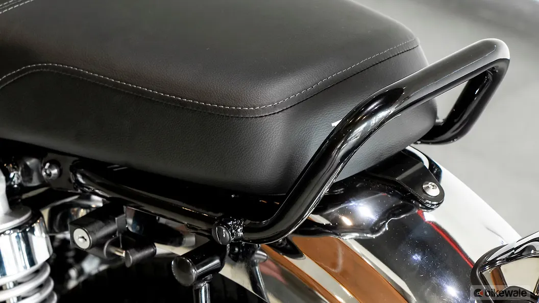 Honda Hness CB350 [2020-2022] Grab Rail Image – BikeWale