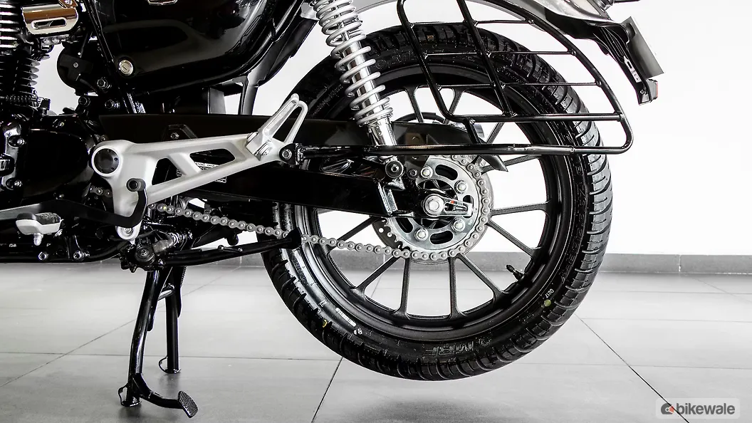 Honda Hness CB350 [2020-2022] Grab Rail Image – BikeWale