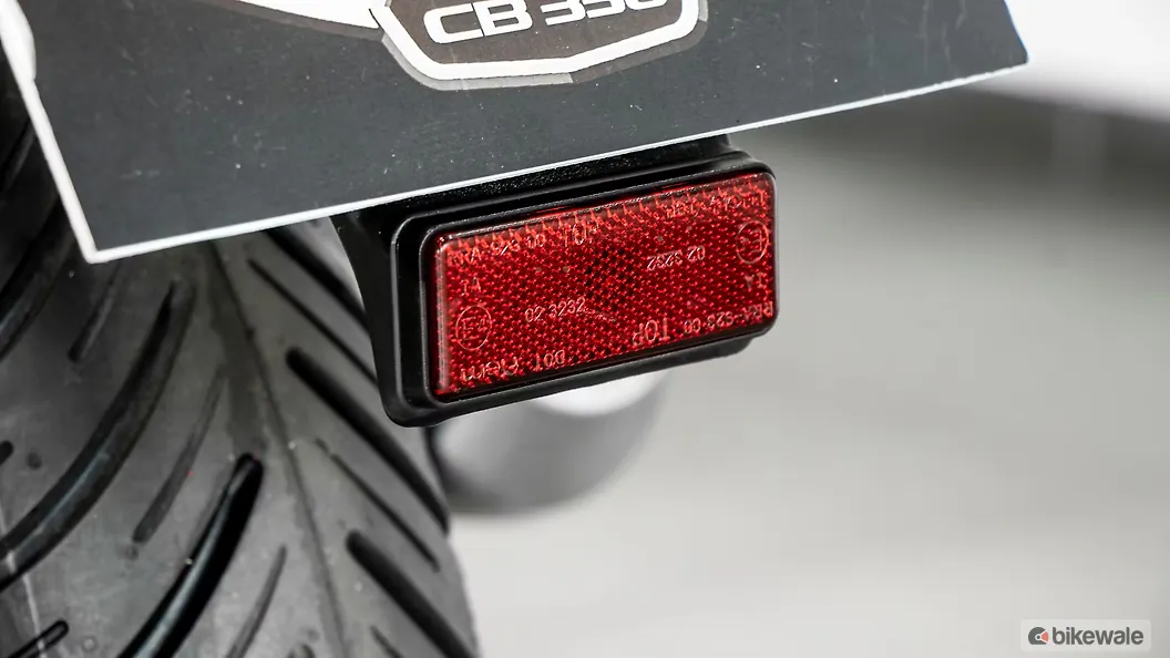 Honda Hness CB350 [2020-2022] Grab Rail Image – BikeWale