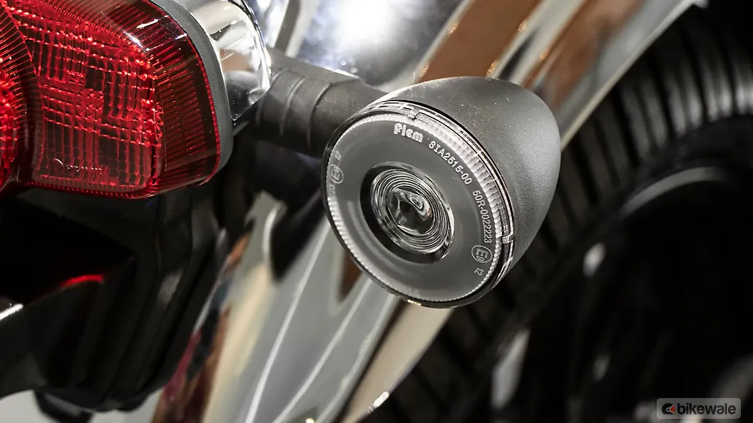 Honda Hness CB350 [2020-2022] Grab Rail Image – BikeWale