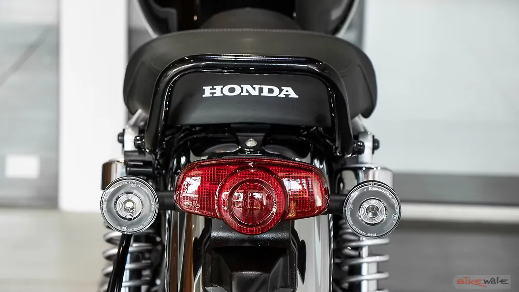 Honda Hness CB350 [2020-2022] Rear Fender Image – BikeWale